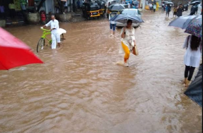Tulsi Lake overflowed in Mumbai - The Edge Media
